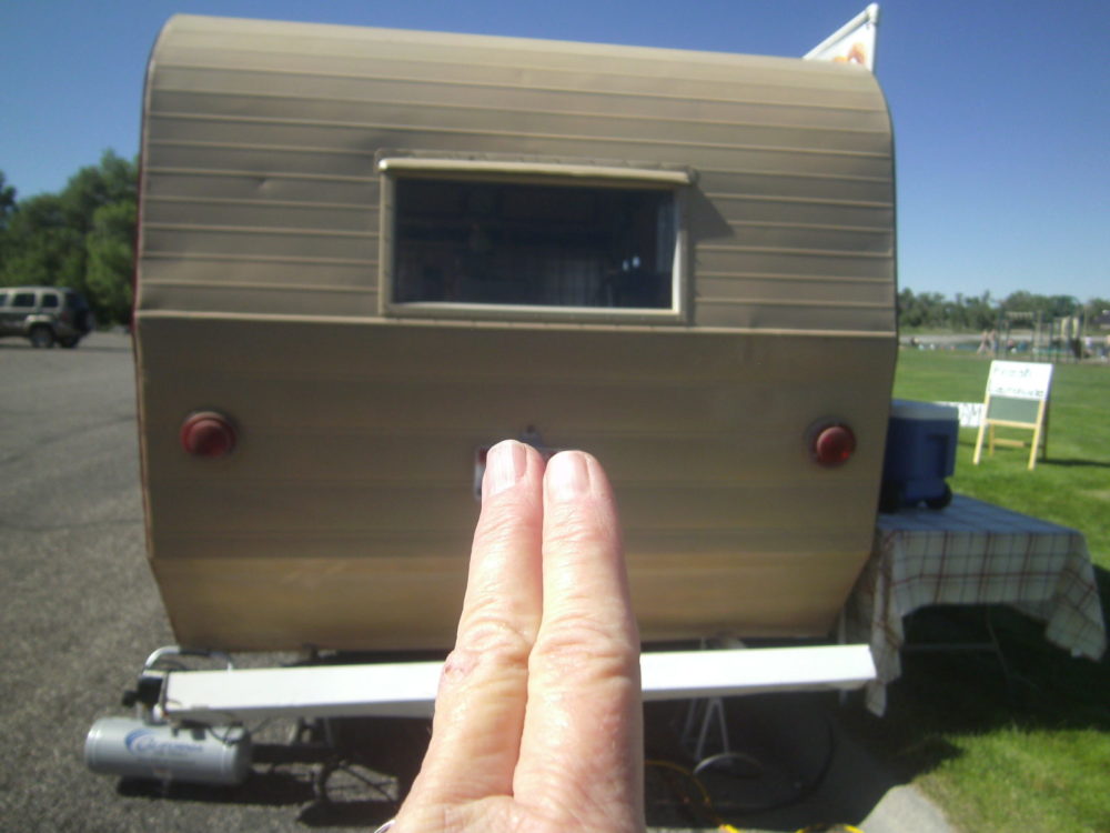 She Builds Another Concession Trailer From Scratch